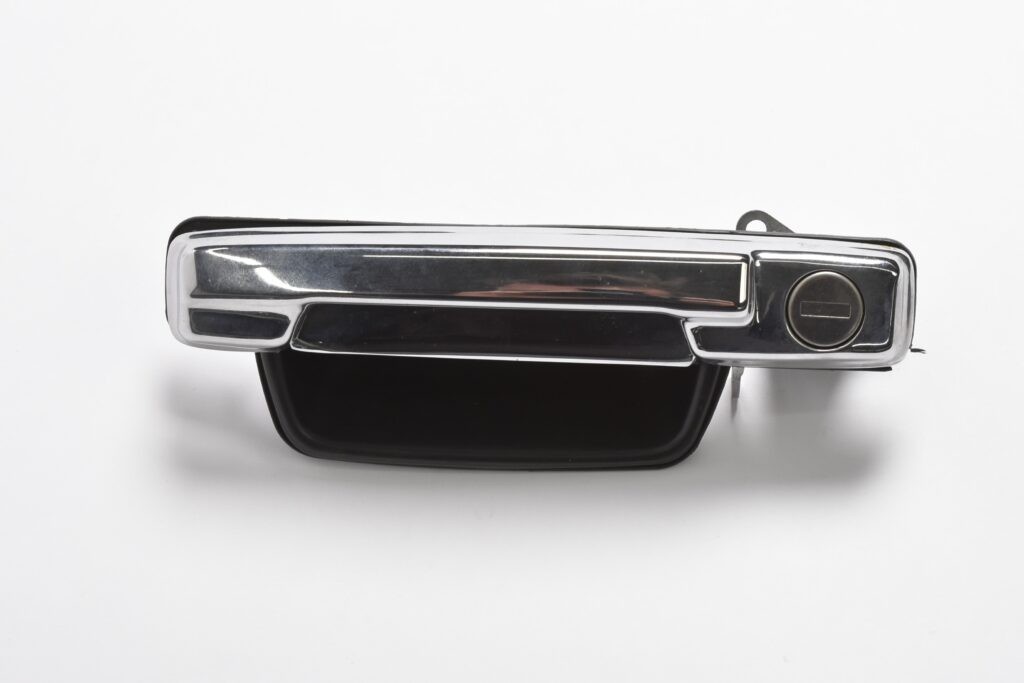 Door Handle And Lock Assy RH, Old Stock(BD44889) » Noble House Classics ...